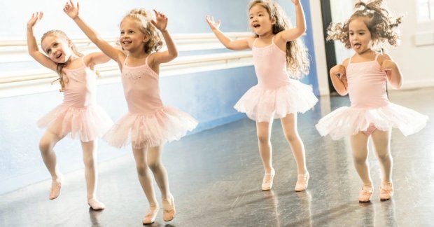 Dạy nhảy cho bé: Hoạt động thú vị mà bố mẹ không nên bỏ qua